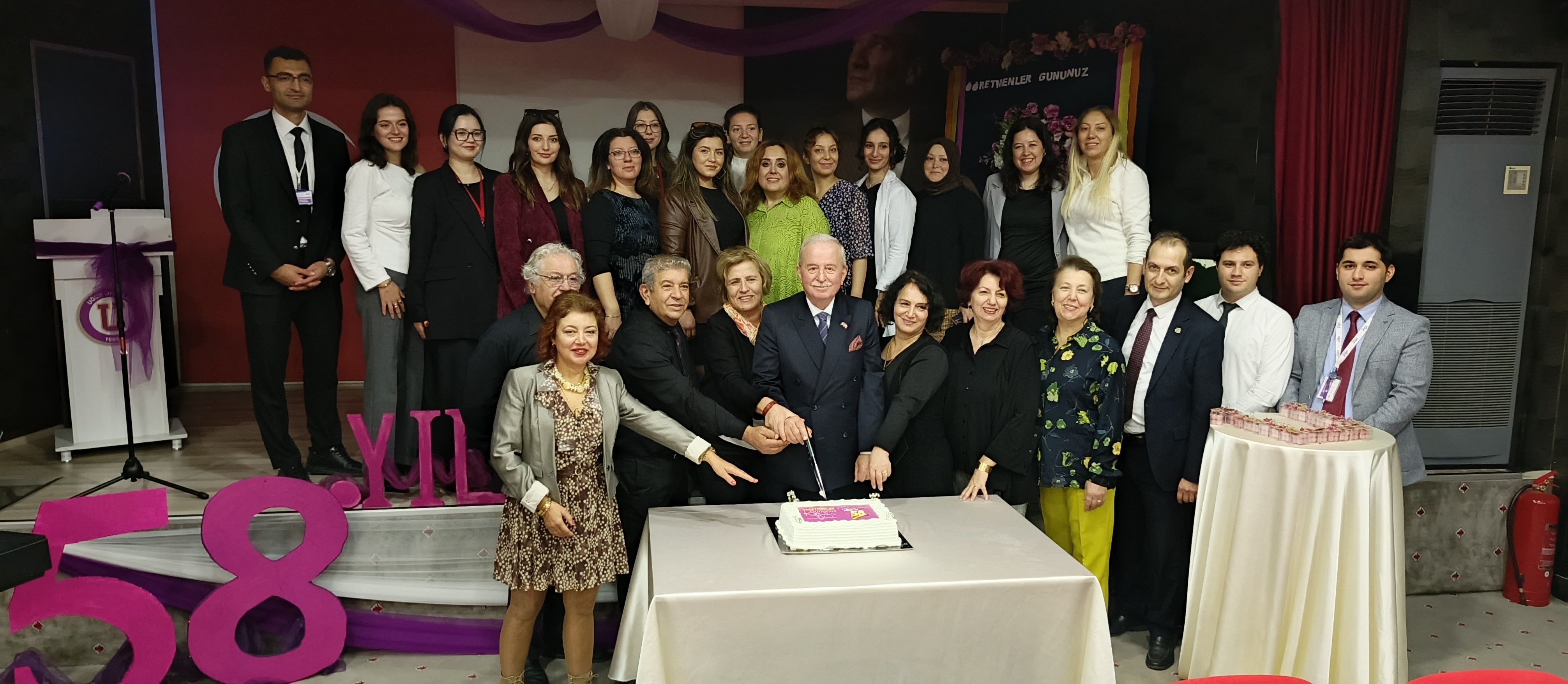 UĞUR OKULLARI 58.KURULUŞ YILDÖNÜMÜ ÖĞRETMENLER GÜNÜ